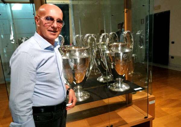10 greatest football managers of all time : Who is the all time great ...
